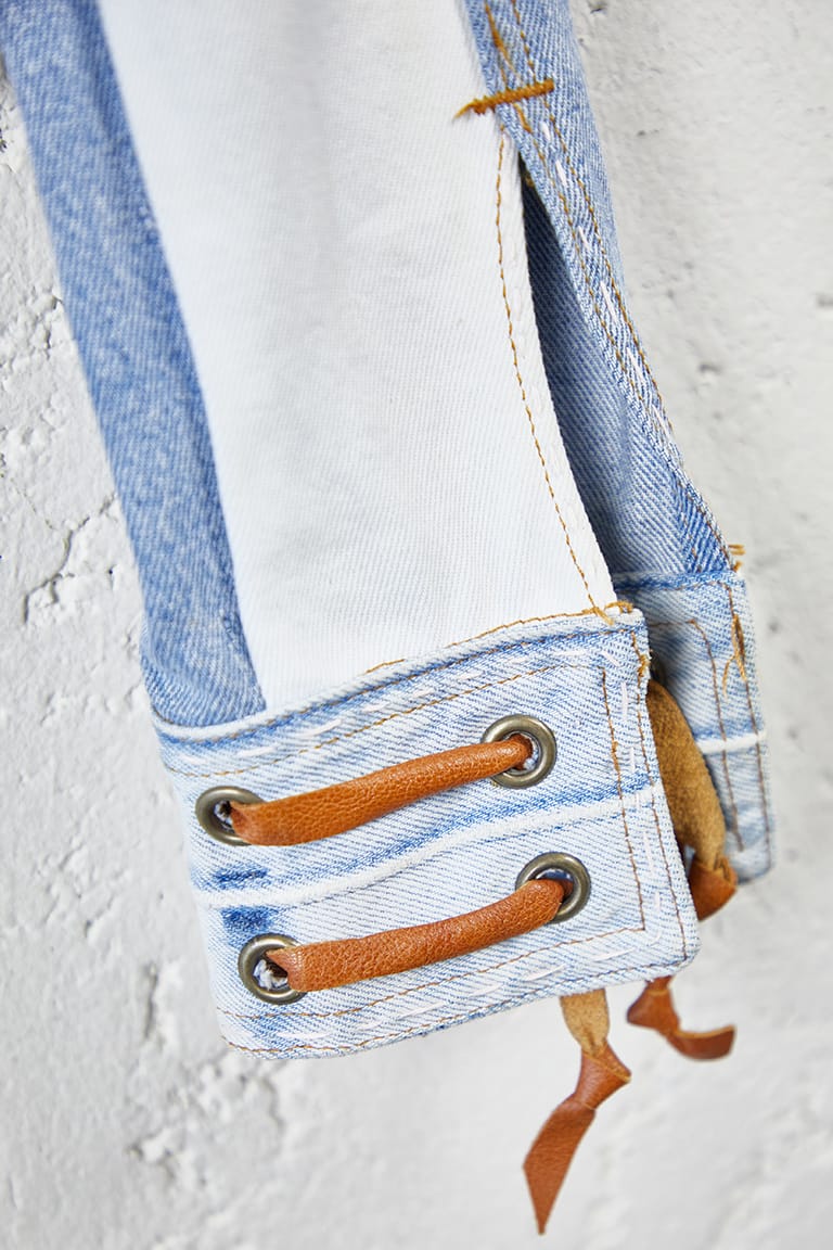 Landing - TheCube Archive