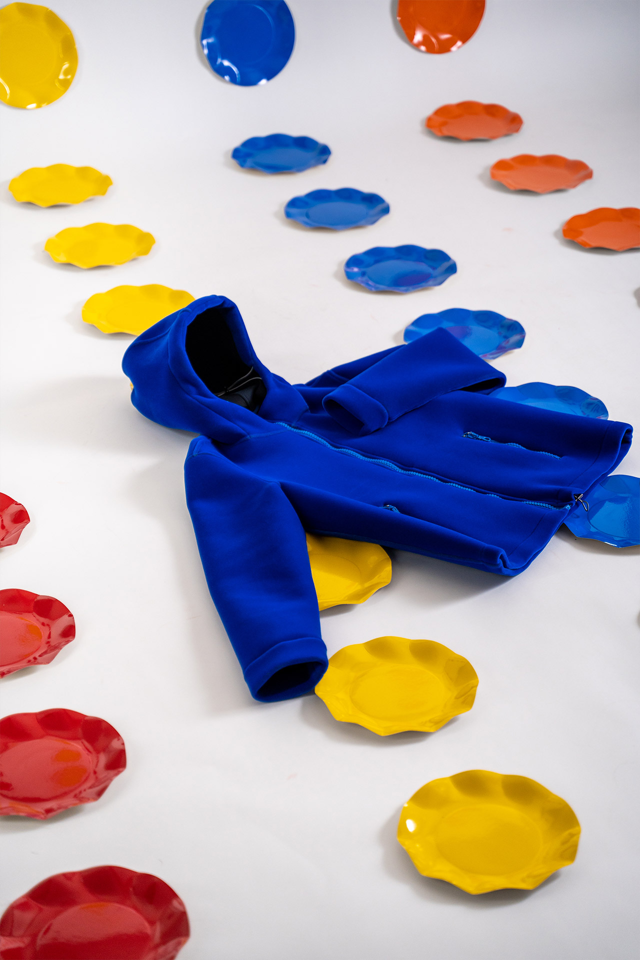 TheCube Twister - TheCube Archive